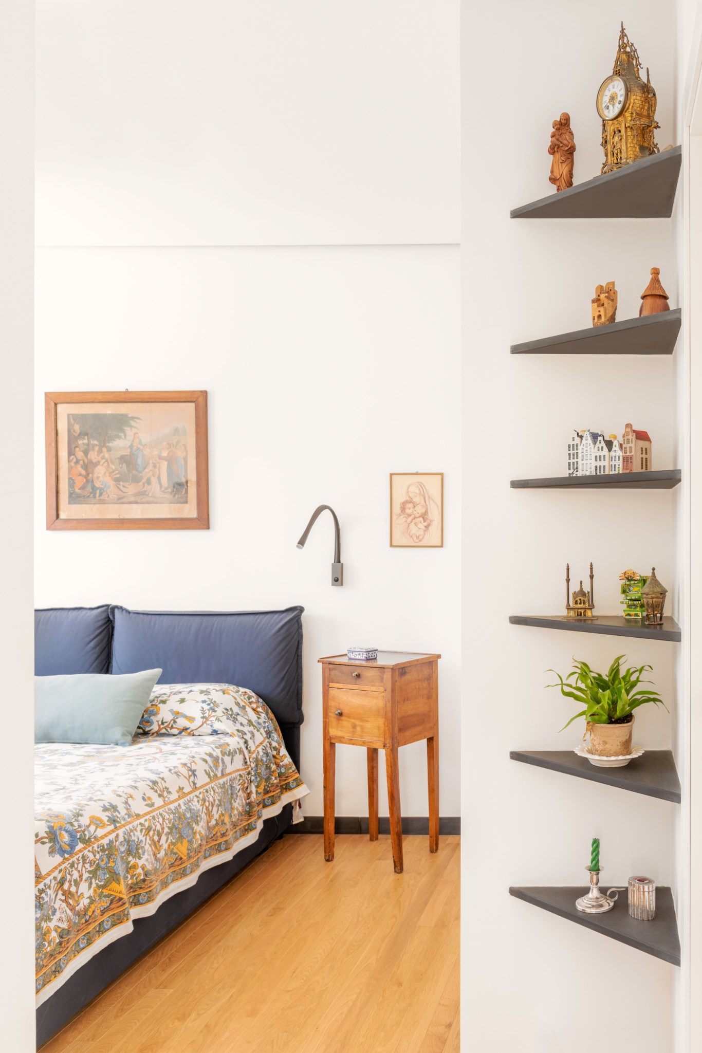 LA LINEA ROSA – DOORI